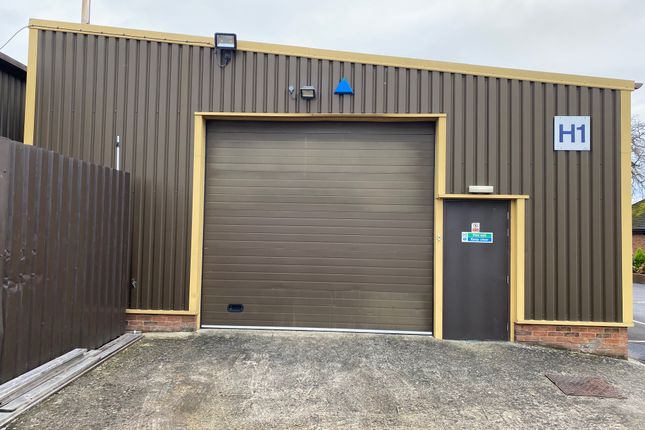 Warehouse to let in Basingstoke Road, Swallowfield, Reading RG7 - Zoopla