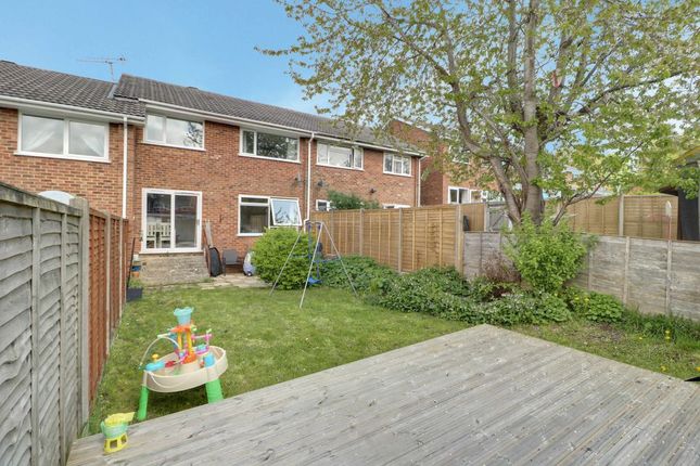 Grainger Close, Basingstoke RG22, 3 bedroom terraced house for sale ...