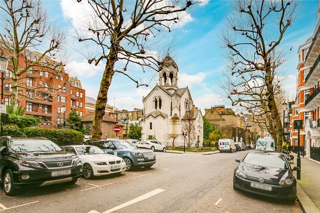 Iverna Court, Kensington, London W8, 3 bedroom flat for sale - 60968166 ...