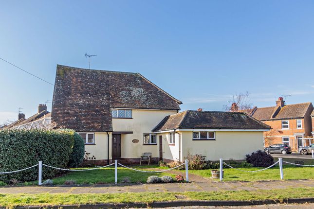 Homes for Sale in Frinton-on-Sea - Buy Property in Frinton-on-Sea ...