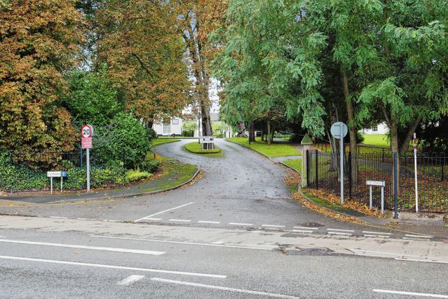The Cedars, Nottingham, Nottinghamshire NG5, 2 bedroom flat for sale ...