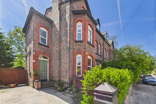 Croxteth Grove, Princes Park, Liverpool. L8, 2 bedroom flat for sale ...