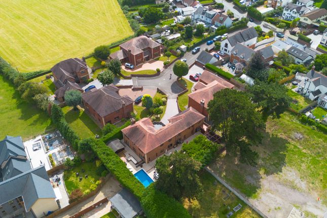 Castleton Rise, Castleton, Cardiff CF3, 6 bedroom detached house for ...