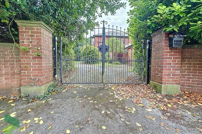Mowbreck Lane, Wesham, Preston PR4, 5 bedroom detached house for sale ...