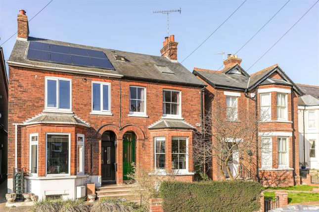 Ashdon Road Saffron Walden Cb10 4 Bedroom Semi Detached House For