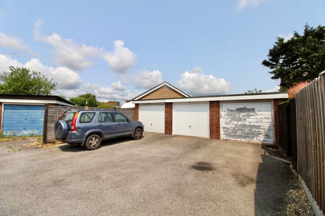 Oliver Road, Pennington, Lymington SO41, 3 bedroom terraced house for ...