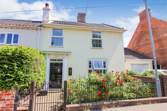 Ditchingham Dam, Ditchingham, Bungay NR35, 4 bedroom semi-detached ...