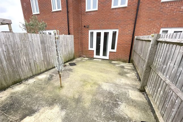 Stryd Bennett, Llanelli, Carmarthenshire SA15, 2 bedroom terraced house ...