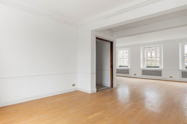 Lowndes Square, Knightsbridge, London SW1X, 7 bedroom town house for ...