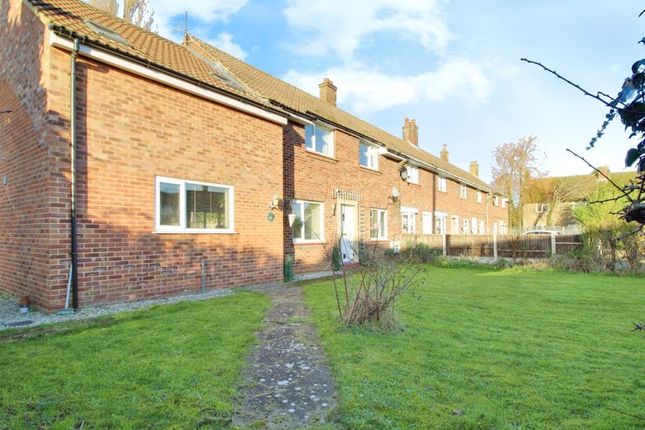 Beauchamp Close, Eaton Socon, St. Neots PE19, 4 bedroom semi-detached ...