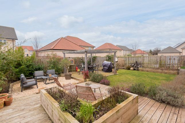 12 Bayview Circus, Dunbar EH42, 5 bedroom detached house for sale ...