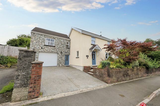 Main Road, Bryncoch, Neath Port Talbot. SA10, 5 bedroom cottage for ...