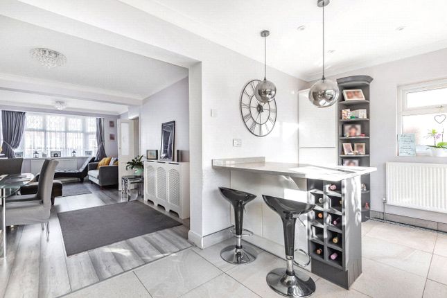 Jevington Way Lee Lewisham London Se12 3 Bedroom Semi Detached