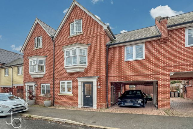 Rowhedge Wharf Road, Rowhedge, Colchester CO5, 5 bedroom town house for ...