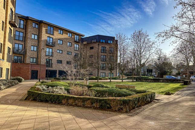 Princes Street, Huntingdon PE29, 2 bedroom flat for sale - 69999609 ...