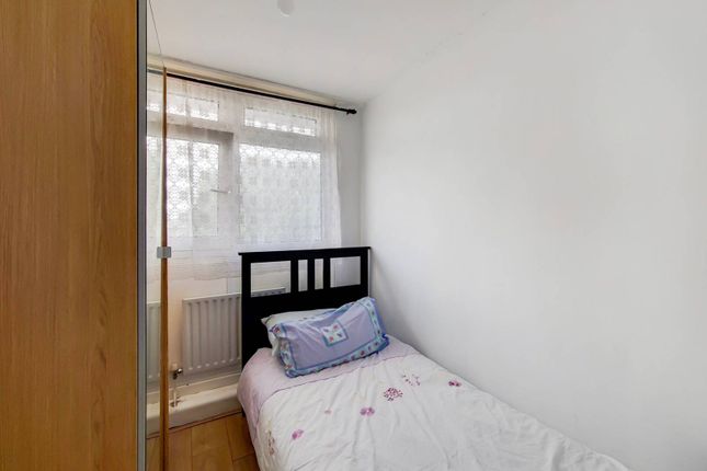 Stockwell Park Road, Stockwell, London SW9, 3 bedroom maisonette for ...