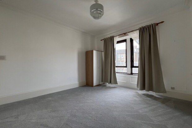 Bath Street, Largs KA30, 2 bedroom flat to rent - 68526915 | PrimeLocation