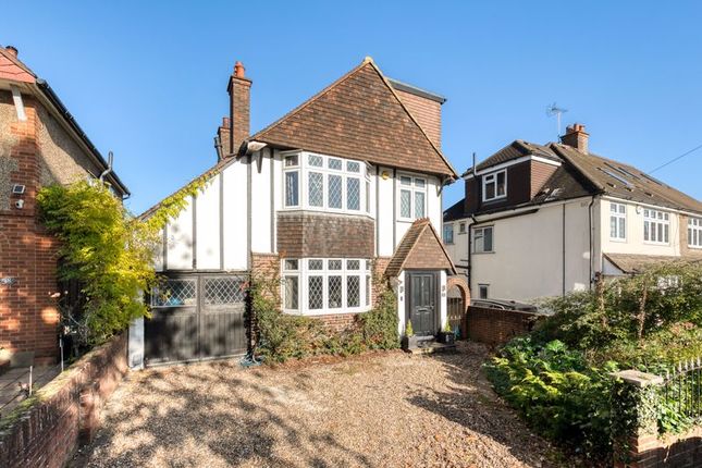 Houses for Sale in Addlestone - Addlestone Houses to Buy - Primelocation