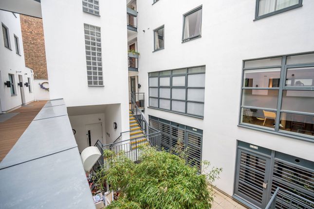 Offord Road, Islington, London N1, 2 bedroom flat for sale - 58730538 ...