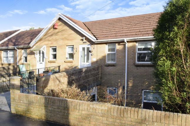 Ravenhill Road Swansea Sa5 3 Bedroom Semi Detached House For Sale
