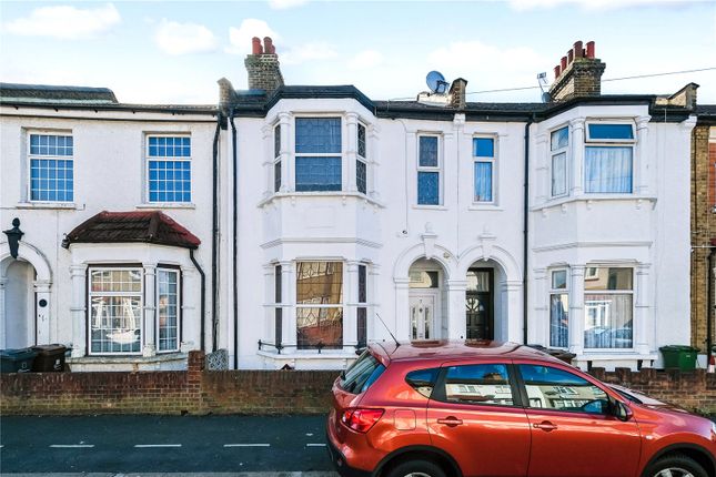 Lee Avenue Chadwell Heath Romford Rm6 2 Bedroom Terraced House For