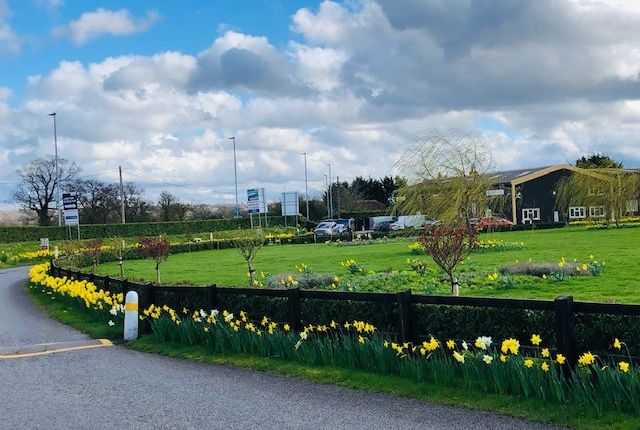 Basingstoke Road, Swallowfield, Reading RG7, warehouse to let ...