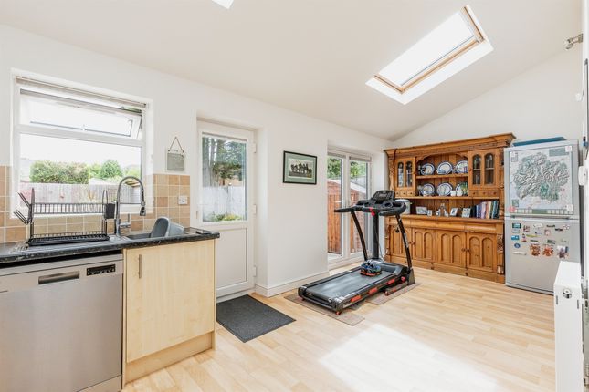 Wyck Beck Road Henbury Bristol Bs10 3 Bedroom Terraced House For
