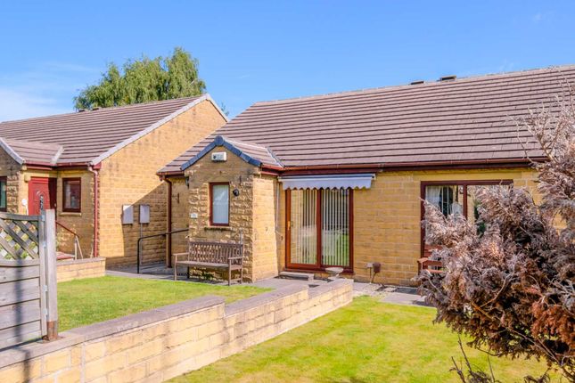 Mile End, Meltham HD9, 2 bedroom bungalow for sale - 62412281 ...
