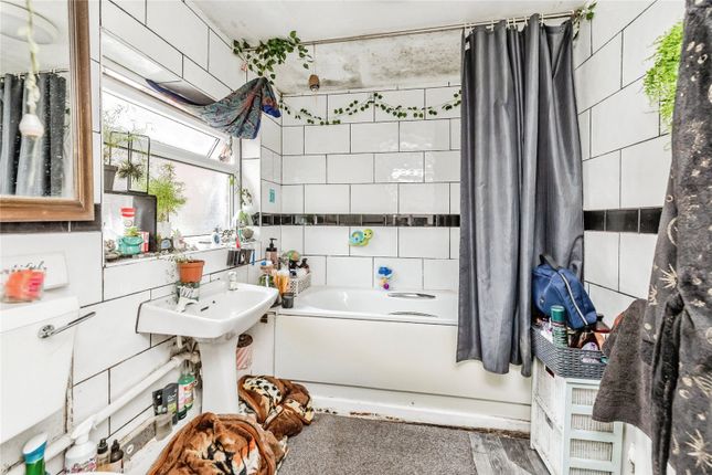 Saltwell Road, Gateshead, Tyne And Wear NE8, 2 bedroom maisonette for ...