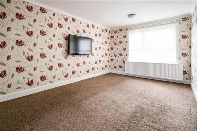 Balmore Drive, Hamilton ML3, 2 bedroom flat to rent - 60771866 ...