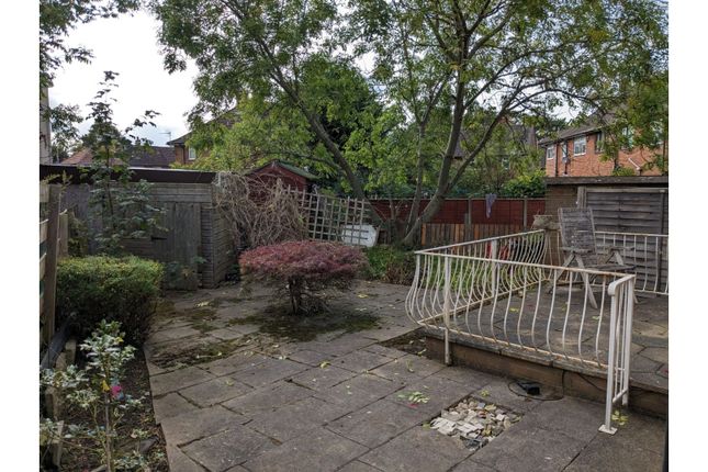 Latchmere Drive, Leeds LS16, 2 bedroom semi-detached house for sale ...