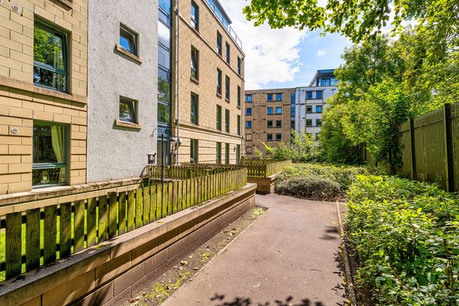 Flat 13, 10 Handyside Place, Gorgie, Edinburgh EH11, 2 bedroom flat for ...