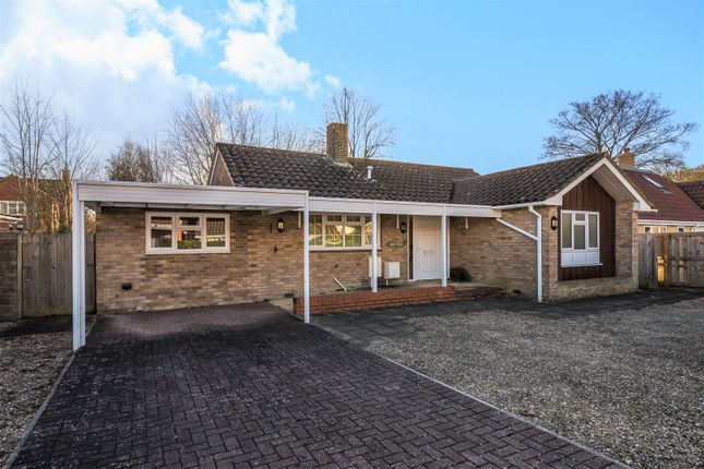 Roundway Park, Devizes SN10, 2 bedroom detached bungalow for sale ...