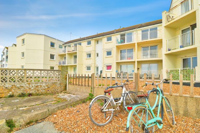 Sandgate High Street, Sandgate, Folkestone CT20, 2 bedroom flat for ...