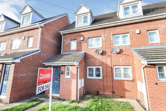 3 bed town house for sale in Victoria Street, Willenhall WV13 - Zoopla