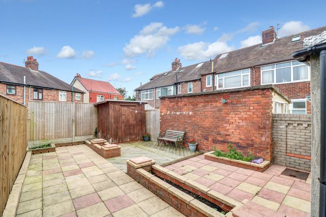 Meadway Blackpool Fy4 3 Bedroom End Terrace House For Sale 65718292 Primelocation