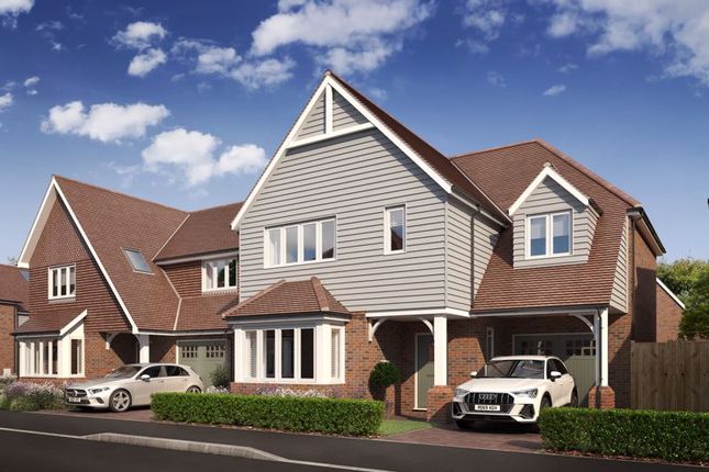 Schwaz Road, Ashplats, Holtye Road, East Grinstead, West Sussex RH19, 3 ...