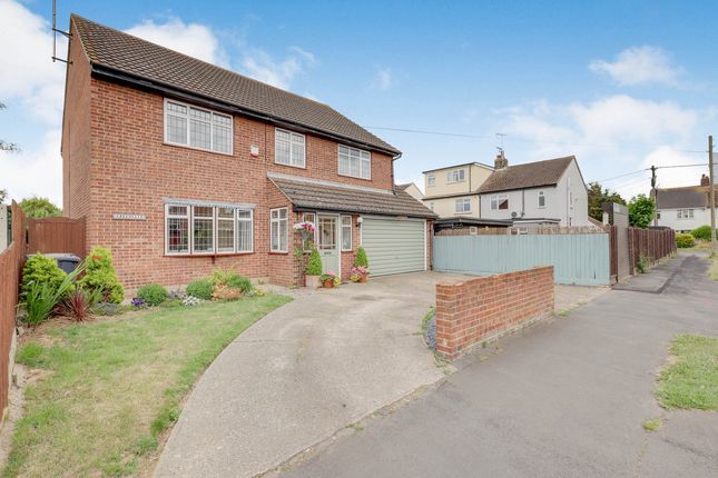 Percy Cottis Road Rochford Ss4 4 Bedroom Detached House For Sale