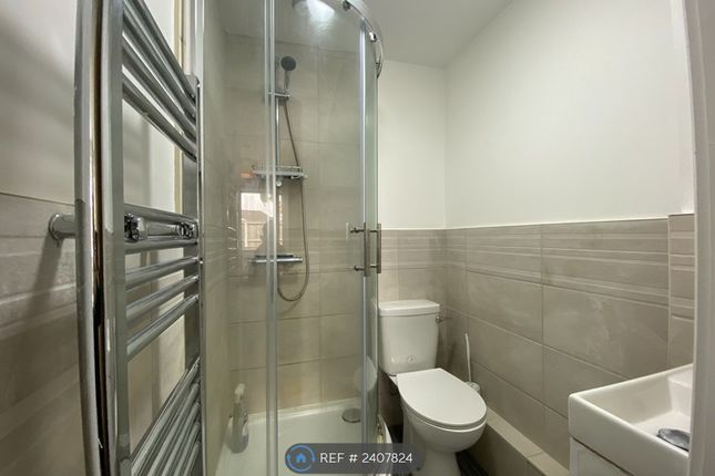 Larne Drive, Broughton, Chester CH4, room to rent - 69657744 ...