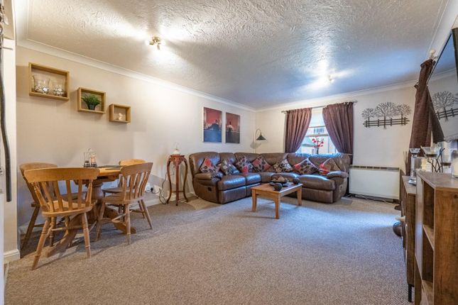 Chelmsford Road, Dunmow, Essex CM6, 1 bedroom flat for sale - 69222933 ...