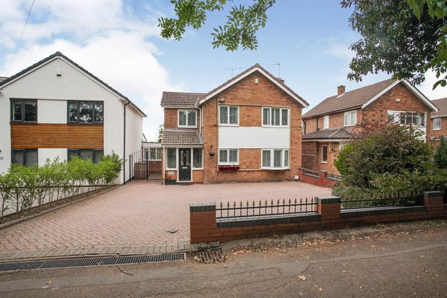 Houses for Sale in Fir Tree Avenue, Coventry CV4 - Fir Tree Avenue ...