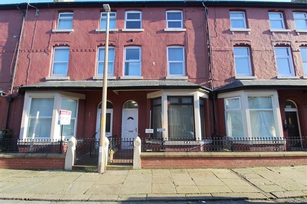 Homes For Sale In Adelaide Street Fleetwood Fy7 Buy Property In