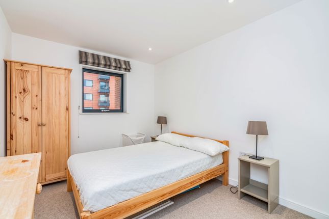Ocean Way, Ocean Village, Southampton SO14, 2 bedroom flat to rent ...