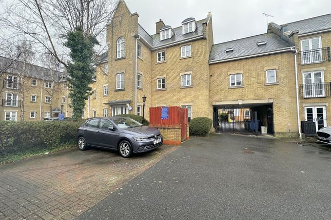 New Writtle Street, Chelmsford CM2, 2 bedroom flat for sale - 69282254 ...