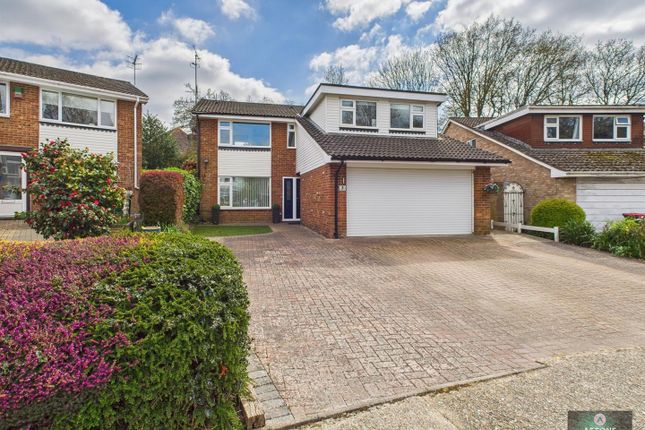 Royston Close, Crawley RH10, 4 bedroom detached house for sale ...