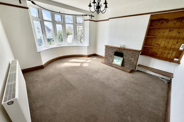 Chwilog, Pwllheli LL53, 4 bedroom detached house for sale - 68180276 ...