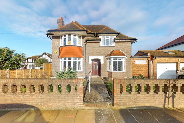 4 bed detached house for sale in Derwent Road, Whitton, Twickenham TW2 ...