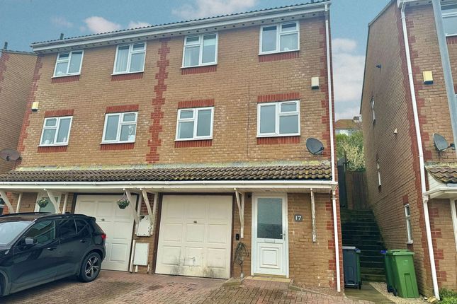 Badgers Close, Newhaven BN9, 3 bedroom semi-detached house for sale ...