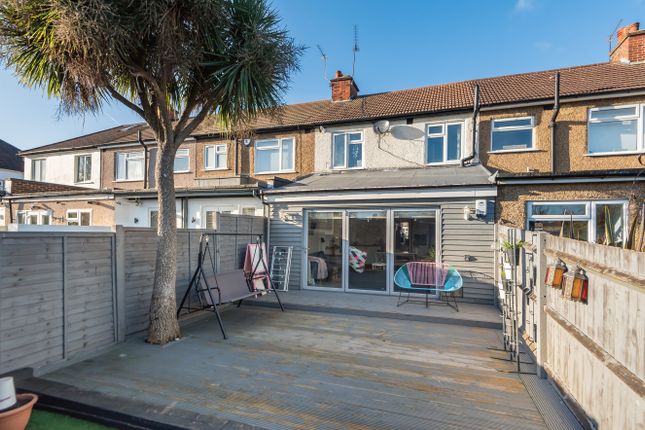 Whitby Road, Ruislip Manor, Ruislip HA4, 2 bedroom terraced house for ...
