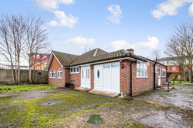 Homes for Sale in Streatham Road, Mitcham CR4 - Buy Property in ...